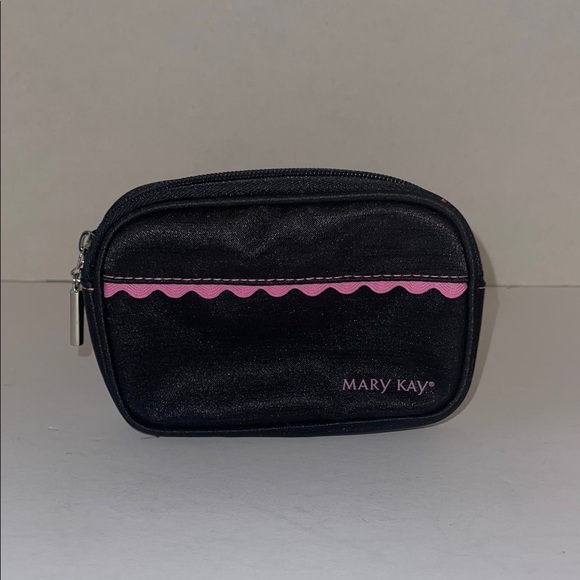 Mary Kay | Bags | New Mary Kay Cosmetic Pouch | Poshmark